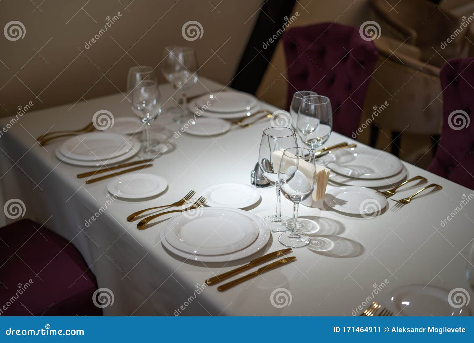 Chic and Elegant, Gold-plated Cutlery and White Plates, Table Setting ...