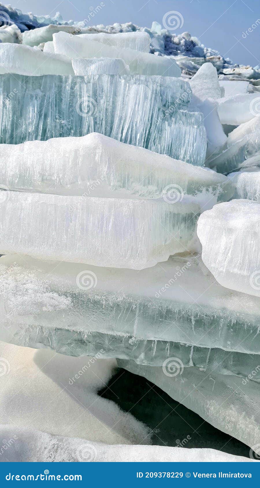 Chic Lumps, Frozen Ice, Ice Age Stock Image - Image of frozen, lumps ...