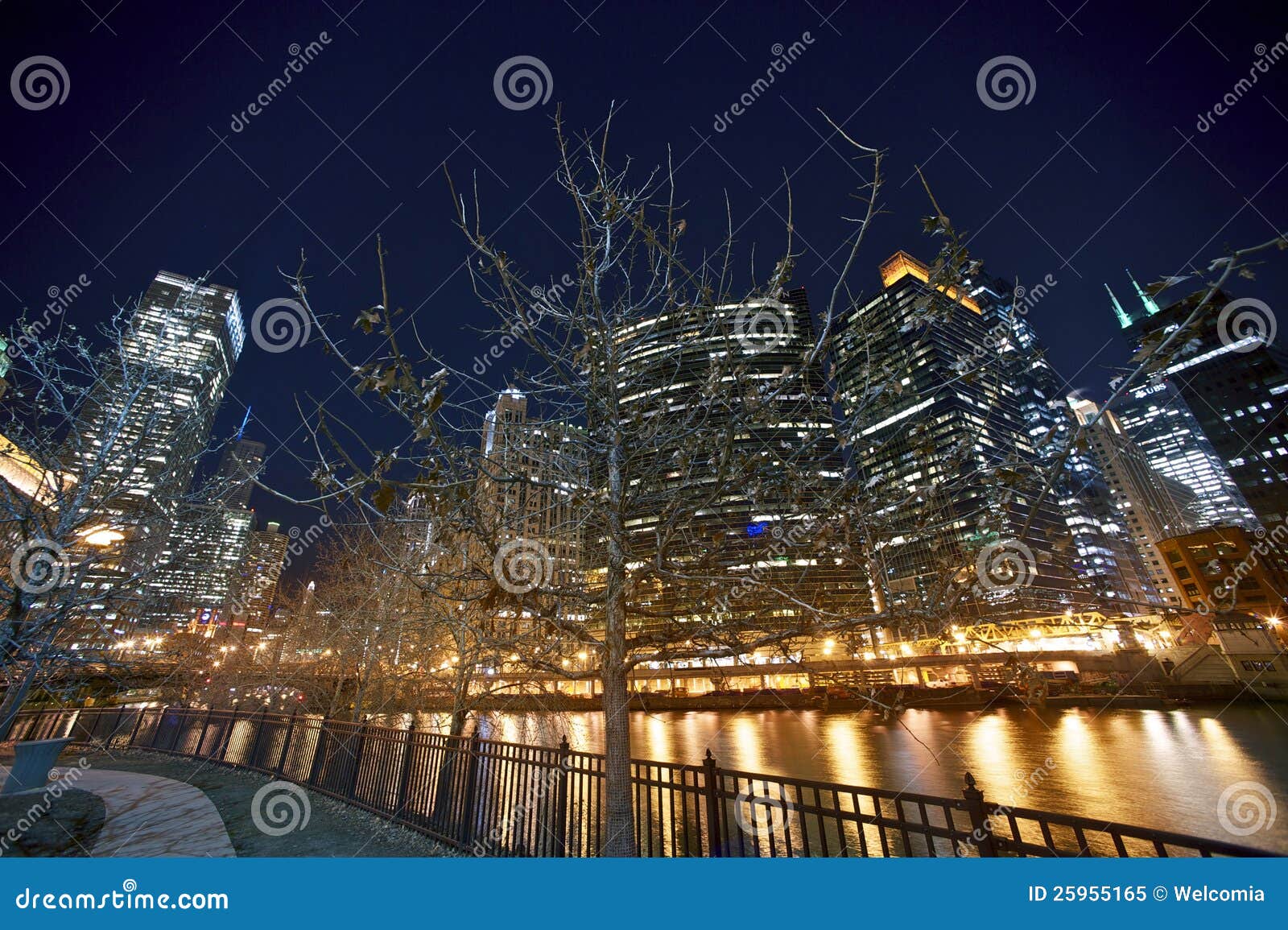 Chicago stock image. Image of mirroring, real, architecture - 25955165