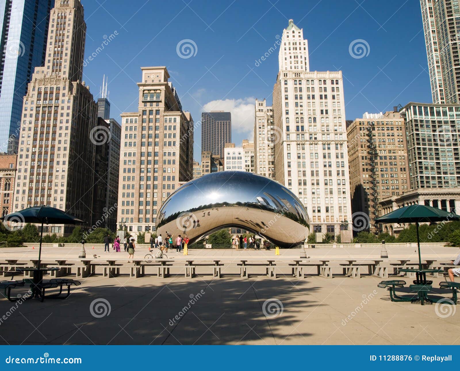 Chicago Cloud Gate editorial photo. Image of shape, reflection - 11288876