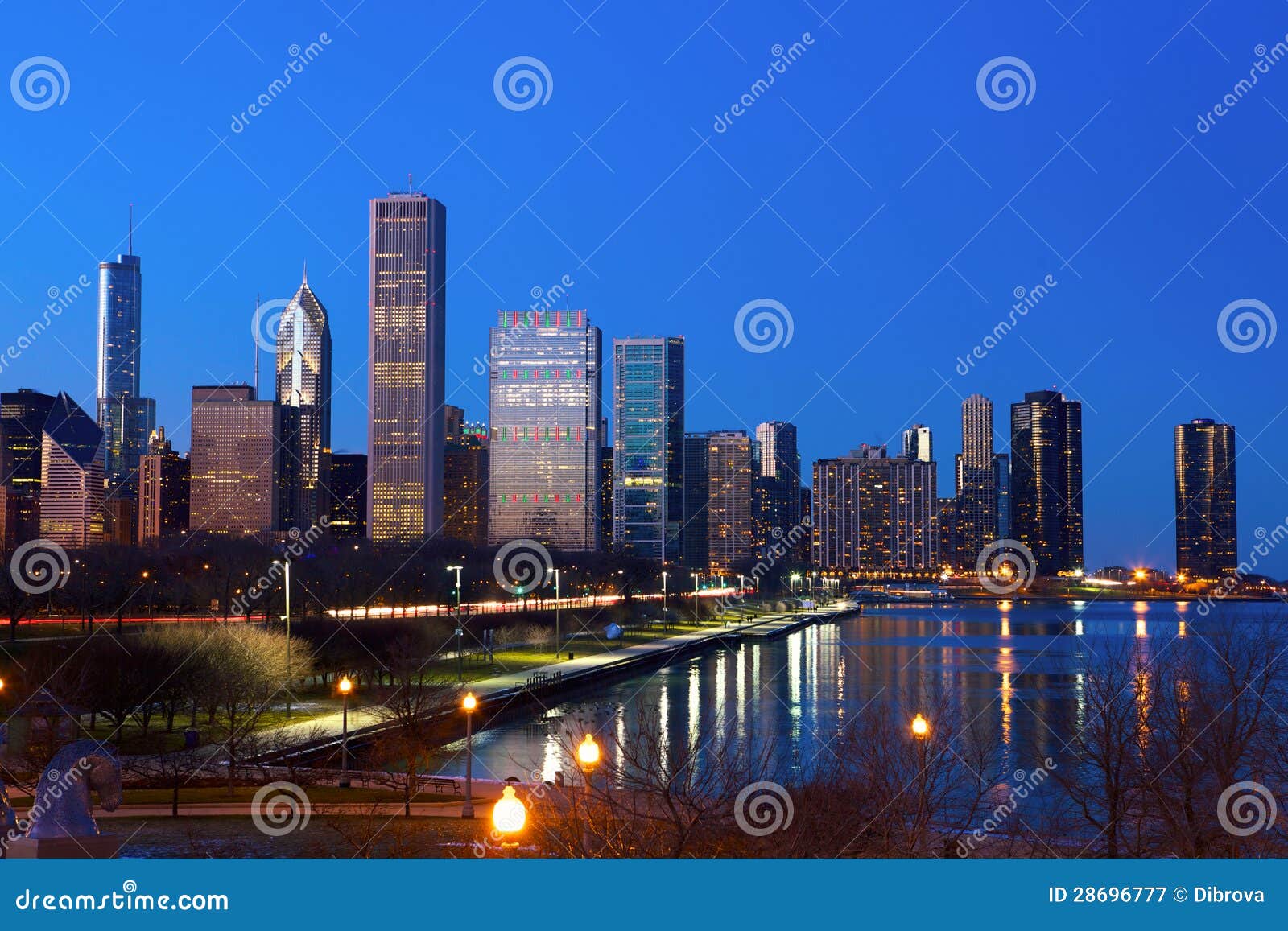 Chicago del centro immagine stock. Immagine di chicago - 28696777