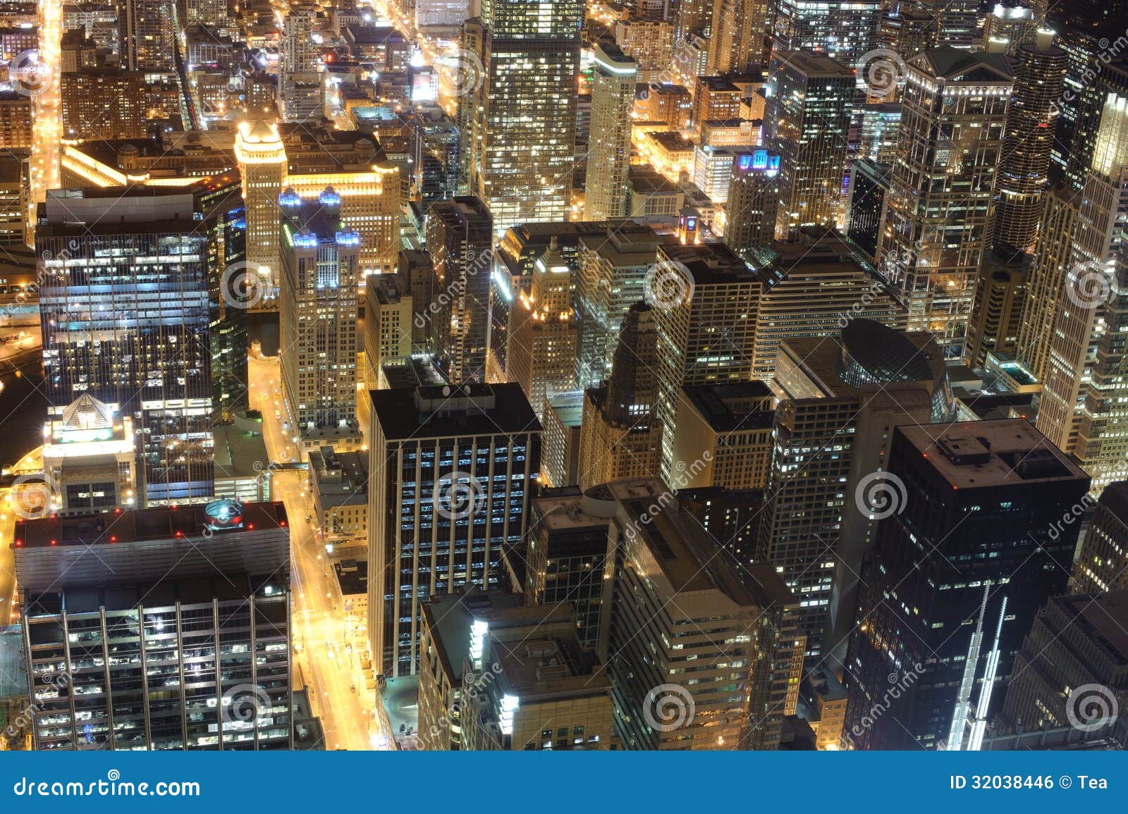 Chicago del centro fotografia stock. Immagine di cityscape - 32038446