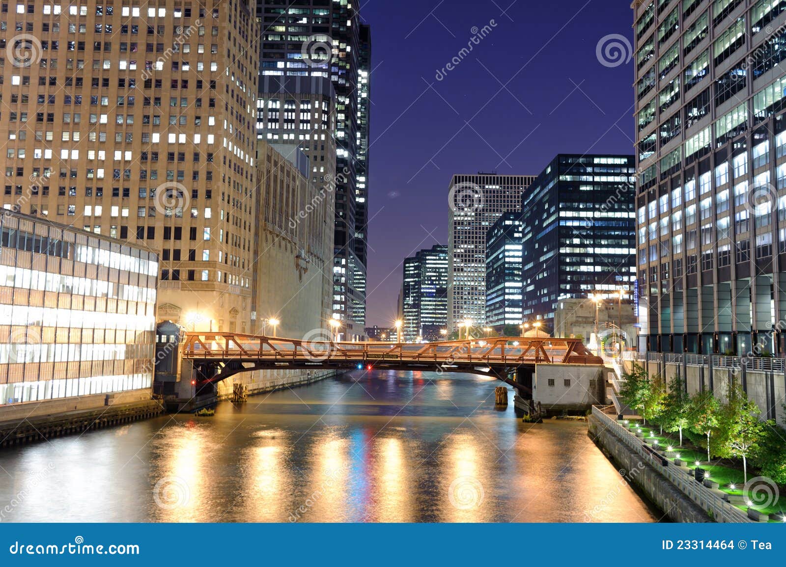 Chicago downtown stock photo. Image of exterior, boulevard - 23314464