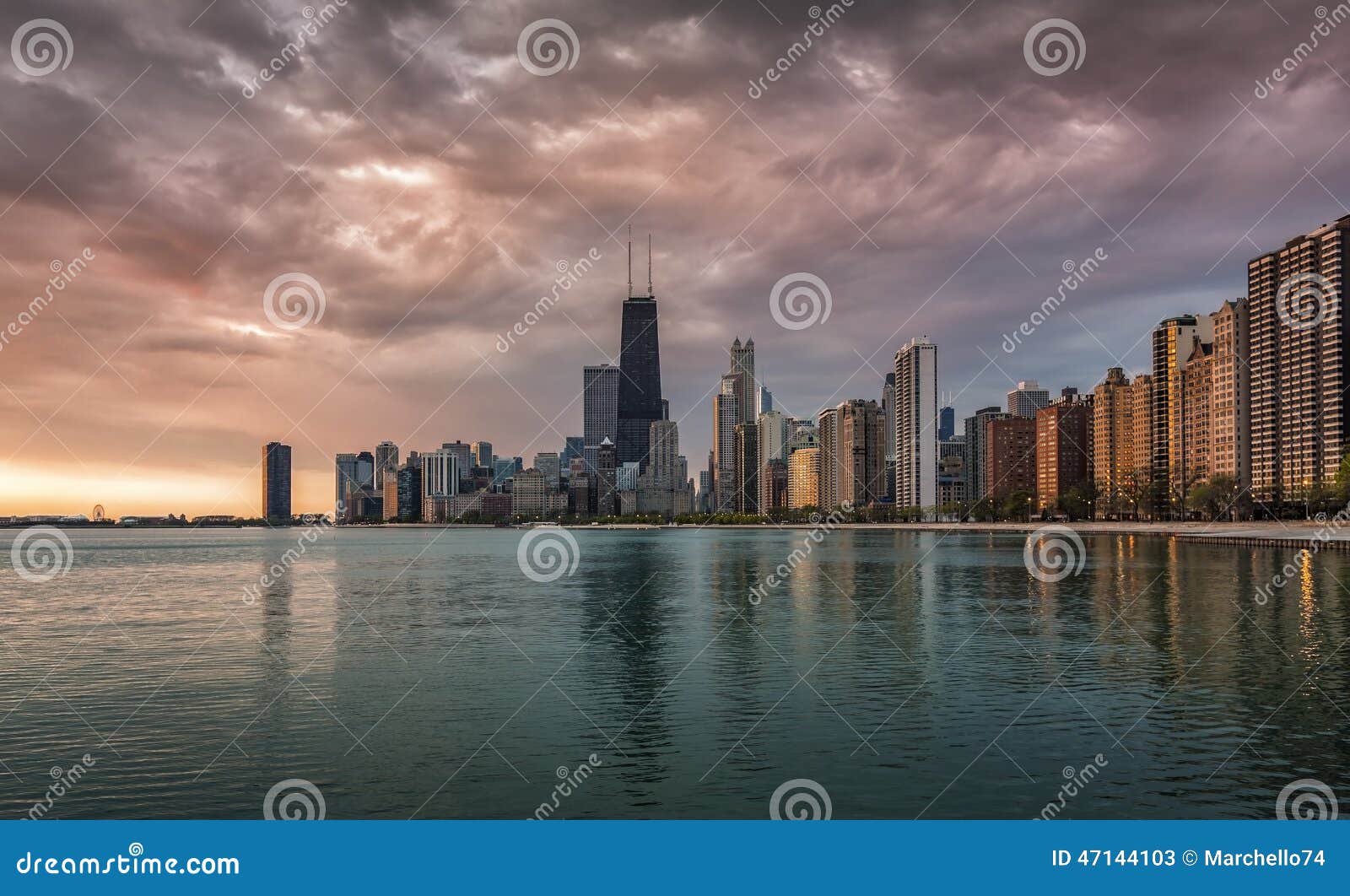 Chicago Downtown Sunrise with Water Reflections Stock Image - Image of ...