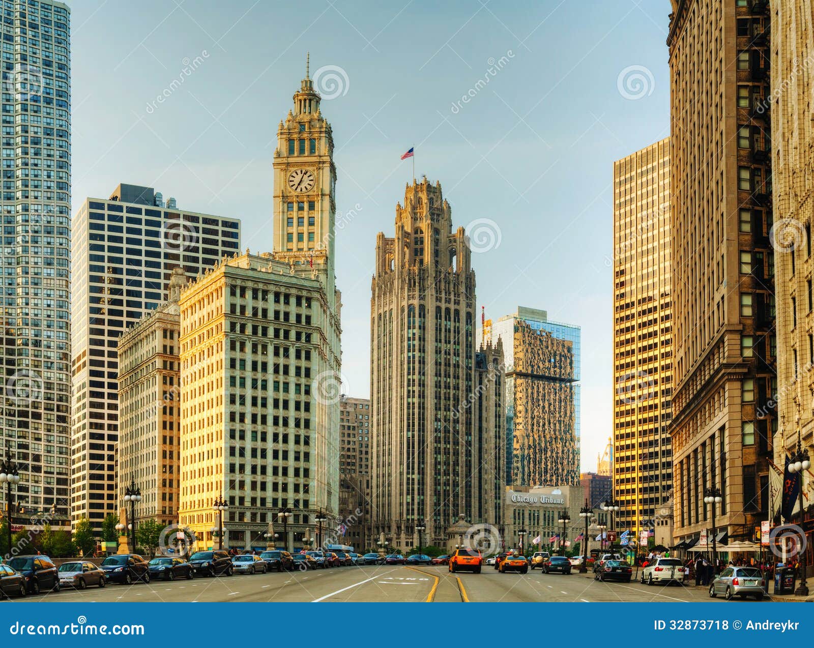 Chicago Downtown with the Wrigley Building Editorial Stock Photo ...