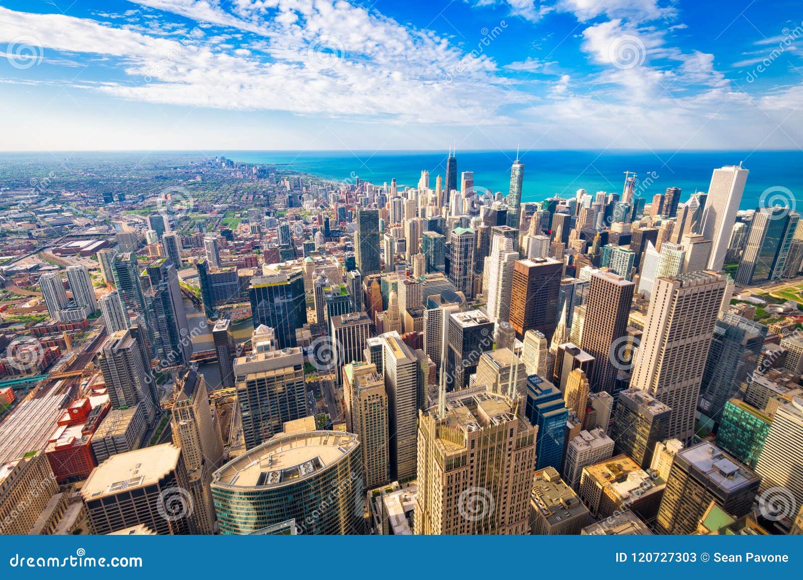 Chicago Illinois Usa Skyline At Dusk Stock Image Image Of Downtown