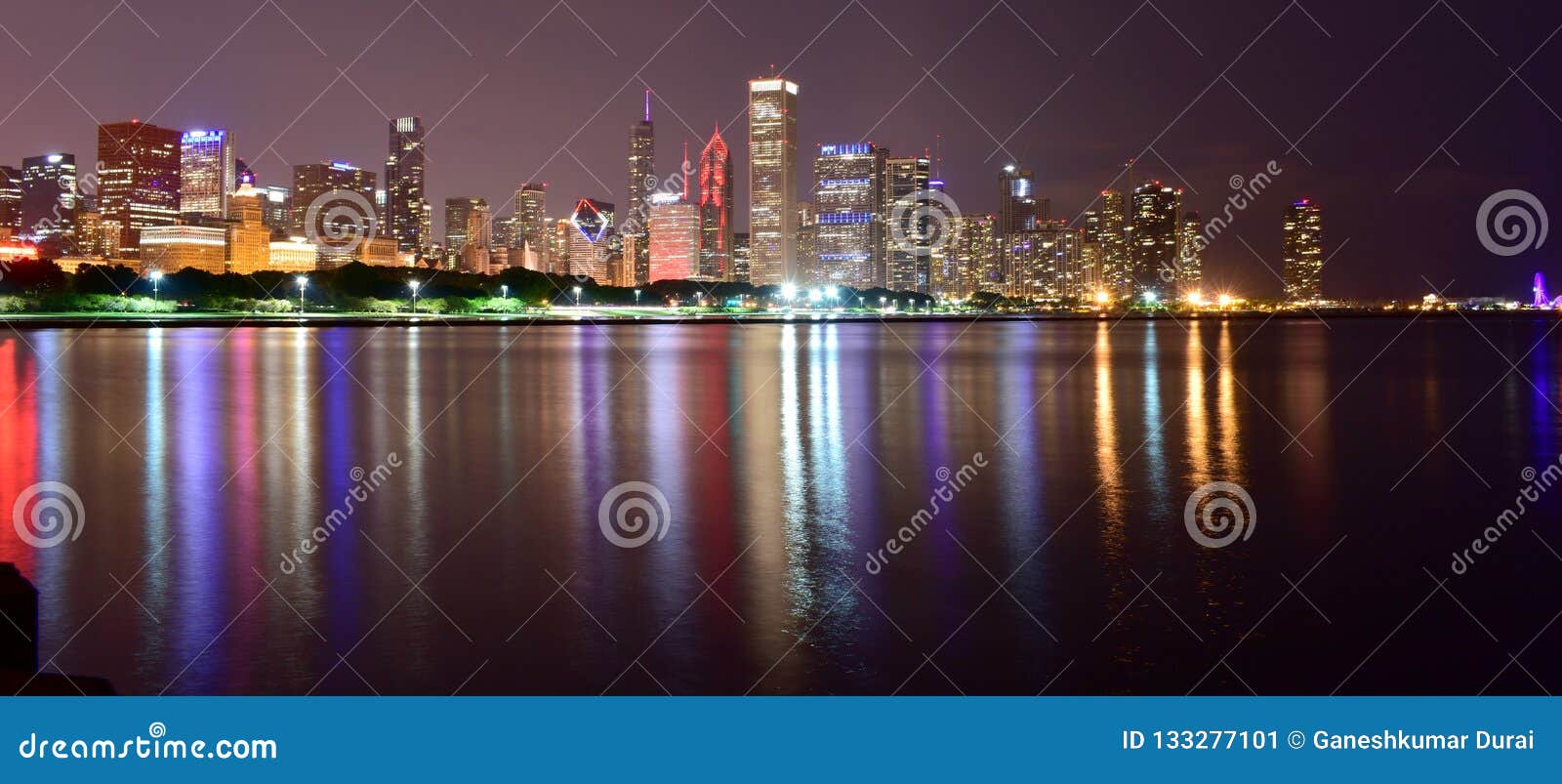 Chicago, Illinois - USA - July 1, 2018: Chicago at Night Editorial ...