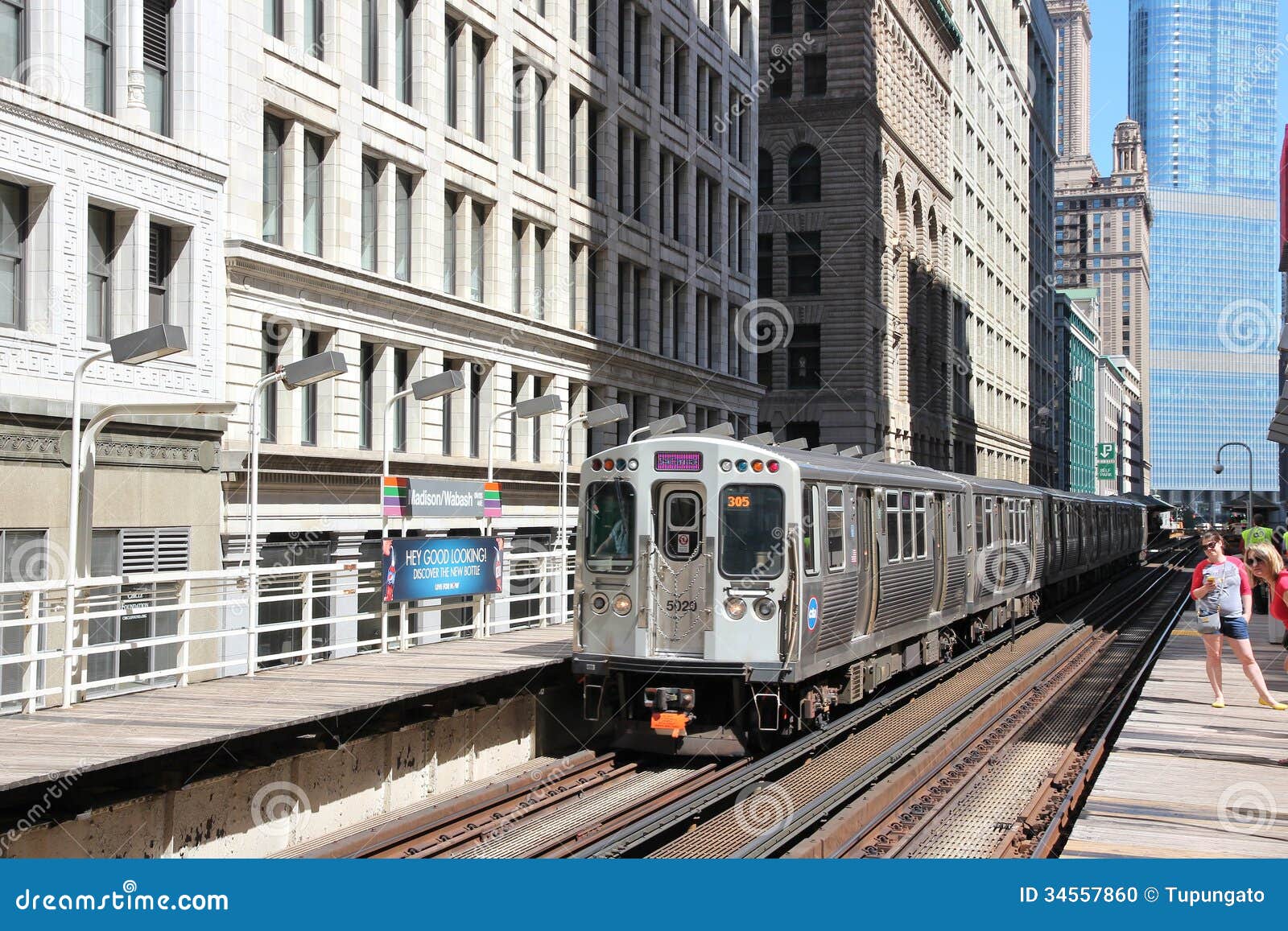 Chicago L train editorial image. Image of office, local - 34557860