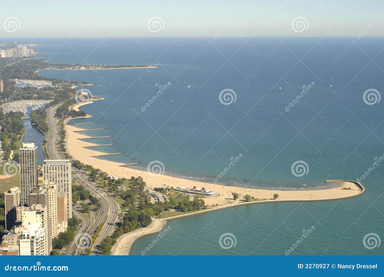 Chicago, lago Michigan imagen de archivo. Imagen de brillante - 3270927