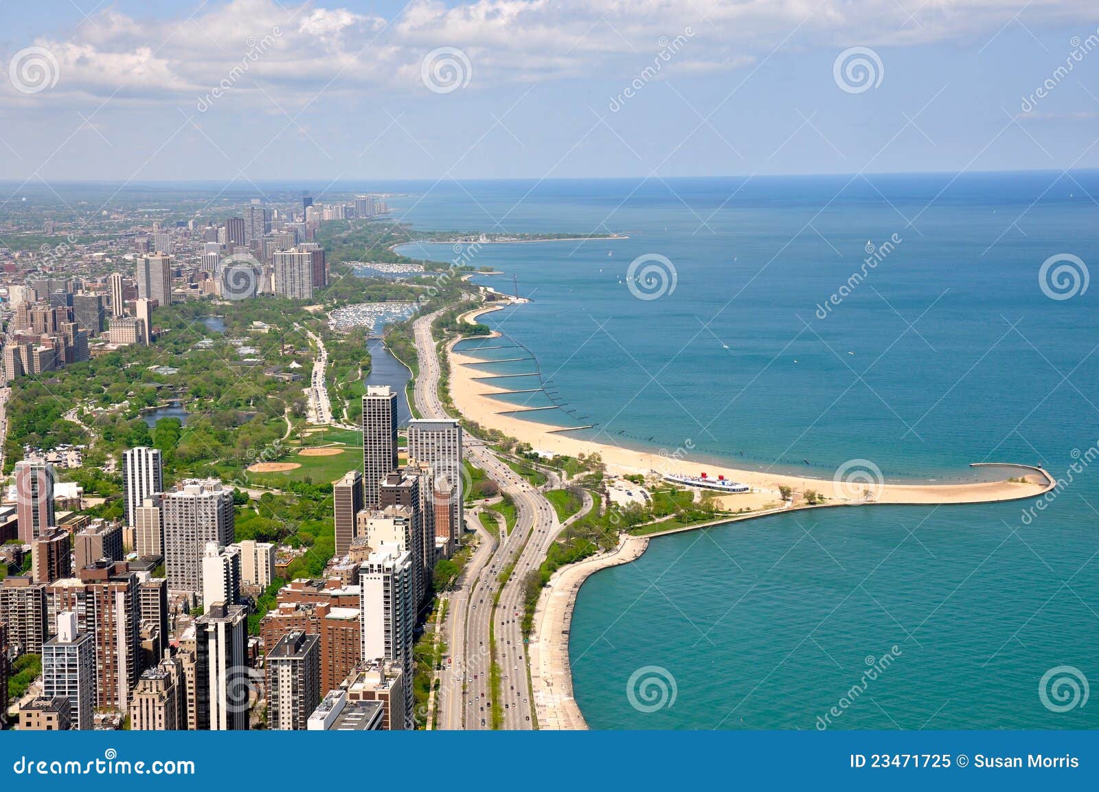 Chicago and Lake Michigan stock image. Image of tall - 23471725