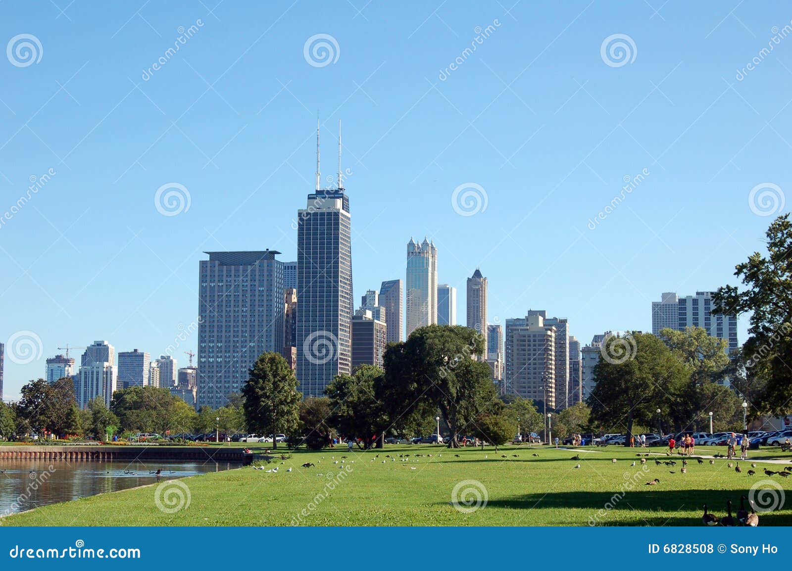 Chicago landscape editorial stock photo. Image of daytime - 6828508