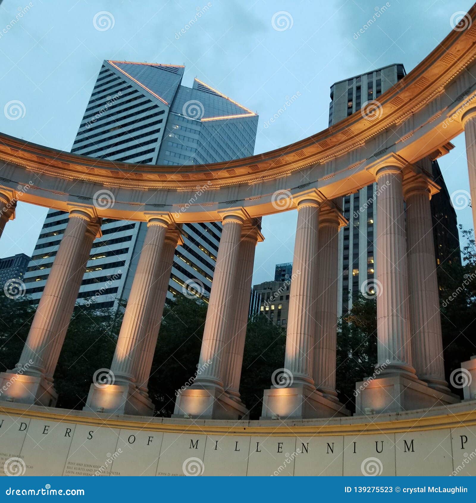 Chicago life editorial stock photo. Image of park, epic - 139275523