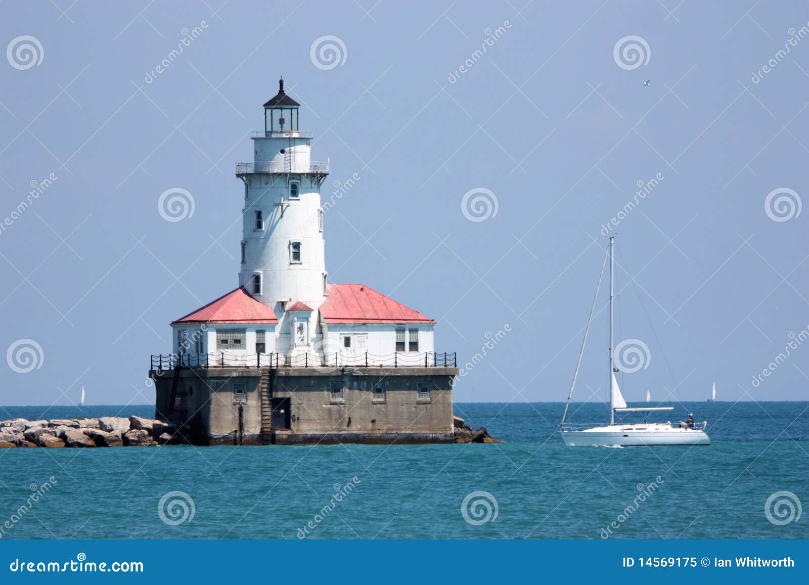 Chicago Lighthouse stock image. Image of modern, vacation - 14569175
