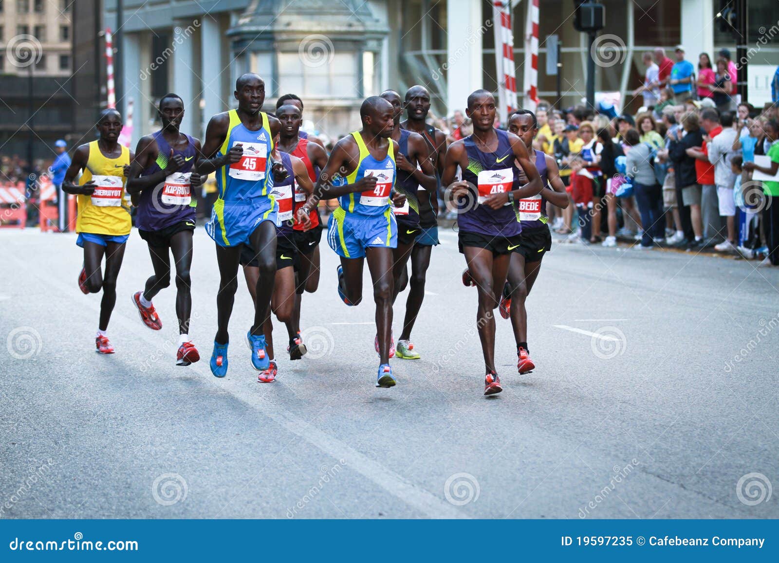 Chicago Marathon - Leaders Pack Editorial Image - Image of healthy ...