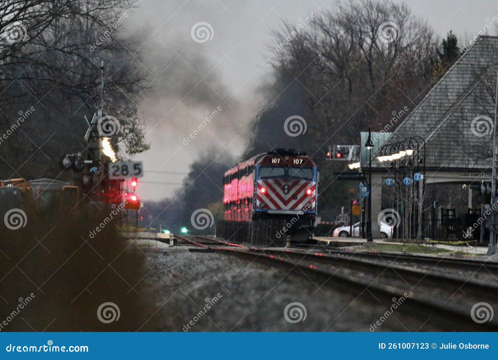 Chicago Outbound Train Morning Photos Stock Image - Image of chicago ...
