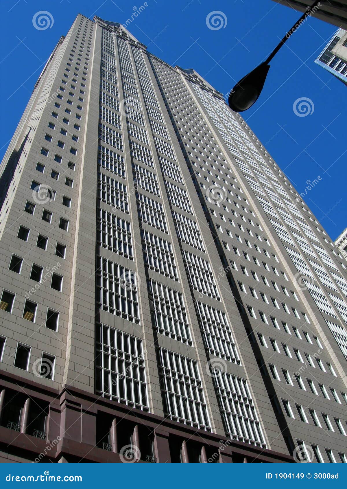Chicago skyscraper stock image. Image of sculpture, bussiness - 1904149