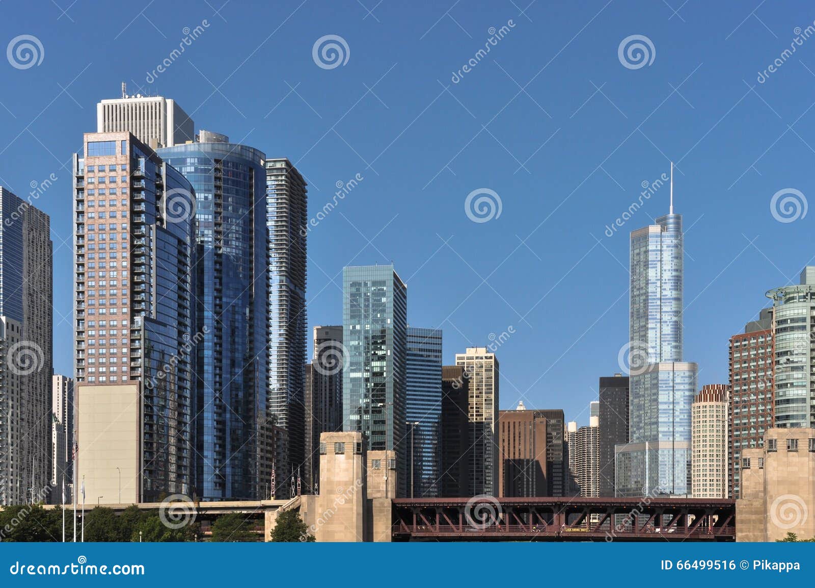 Chicago Skyscrapers, Illinois Editorial Photo - Image of michigan ...