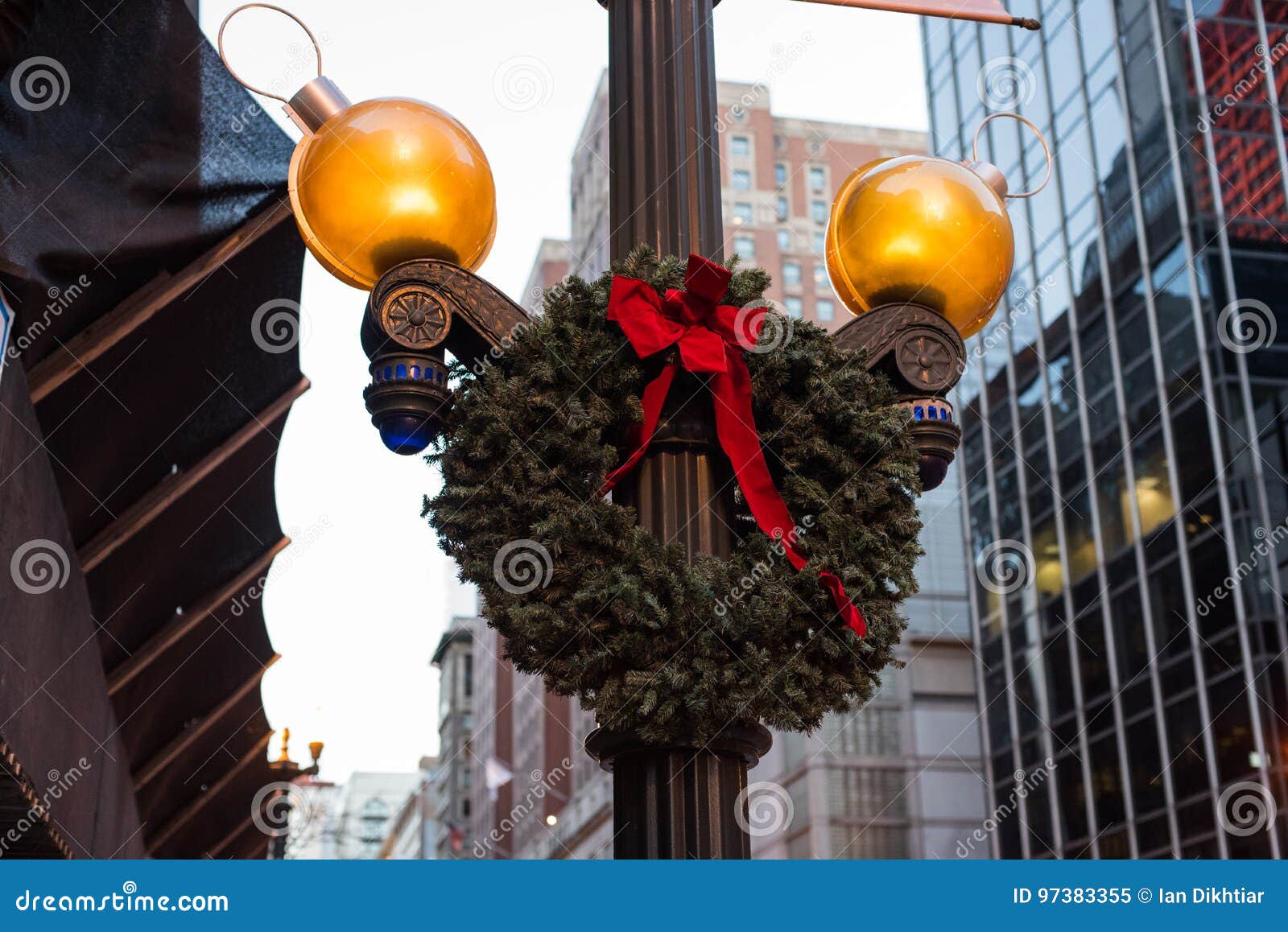 Chicago street lights stock image. Image of color, downtown - 97383355