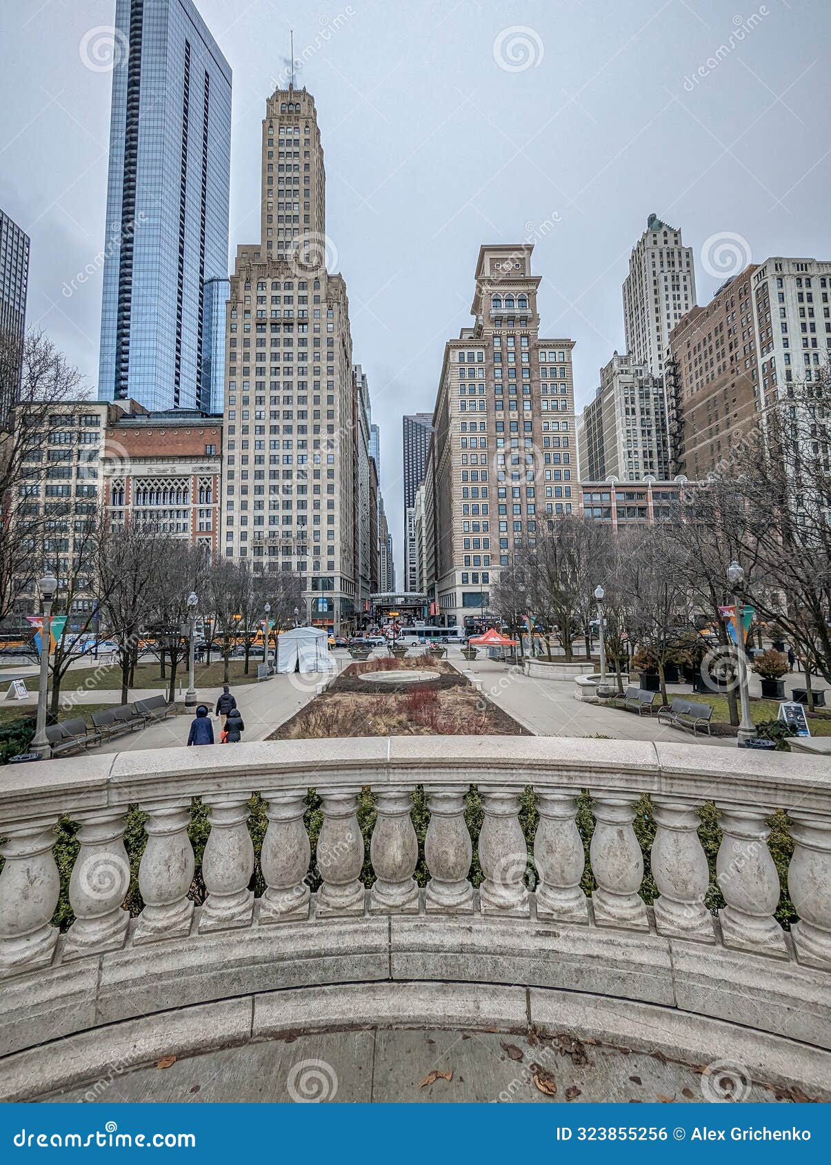 Chicago Street Scenes during Day Stock Photo - Image of downtown ...