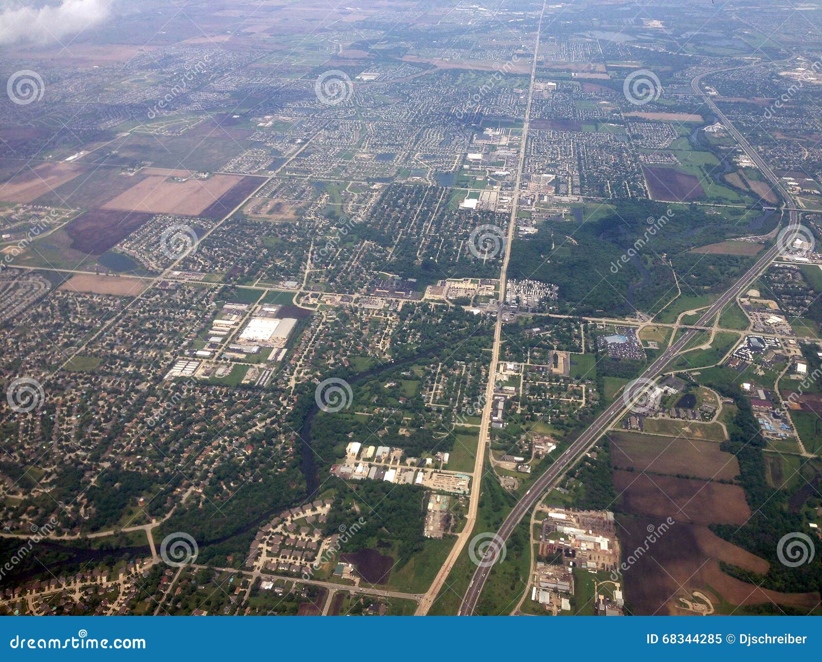 Chicago suburban grid stock image. Image of homes, neighborhoods - 68344285