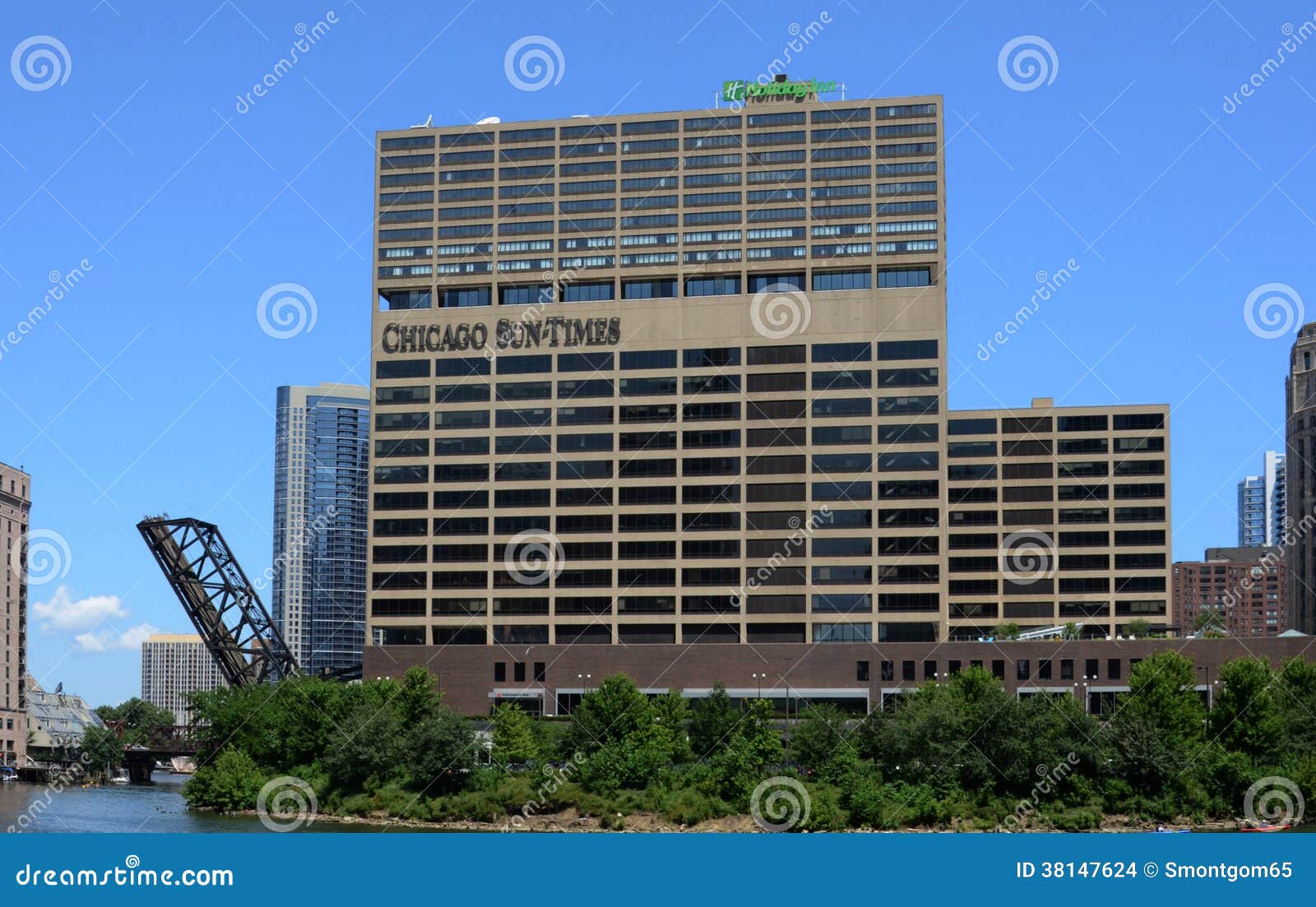 Chicago Sun-Times Headquarters, River View Editorial Stock Image ...