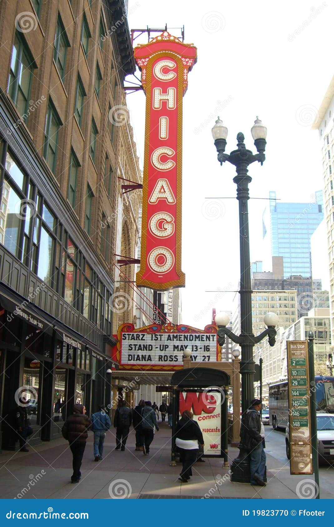Chicago Theater editorial image. Image of landmark, theatre - 19823770