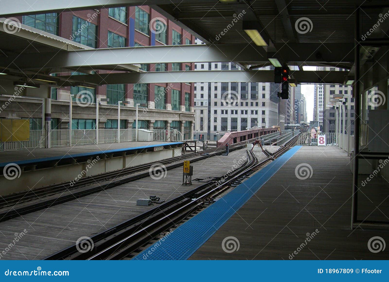 Chicago Train Platform stock image. Image of buildings - 18967809