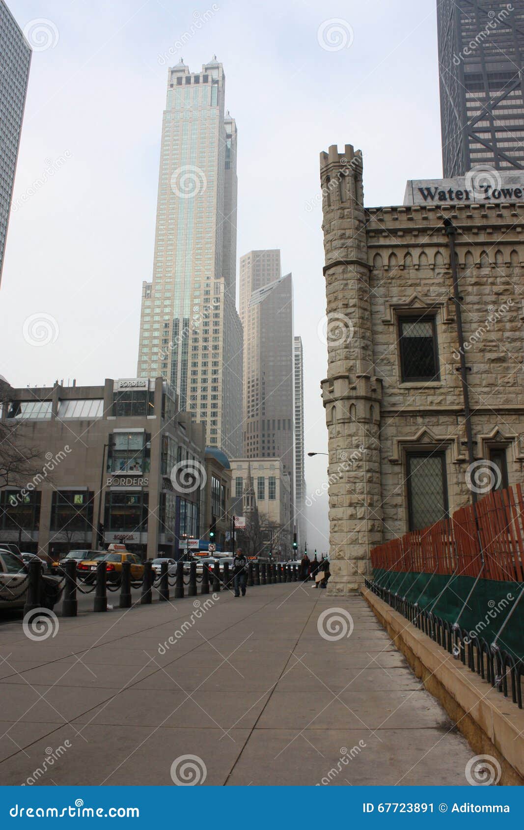 Chicago Water Tower editorial photo. Image of history - 67723891