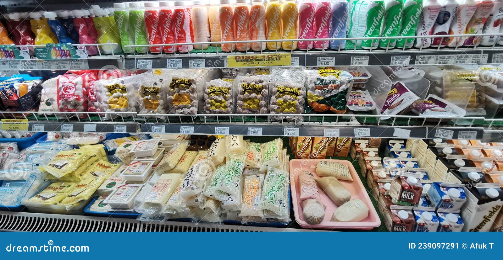 Chicco Swalayan Farm Products Editorial Photo - Image of farm, swalayan ...