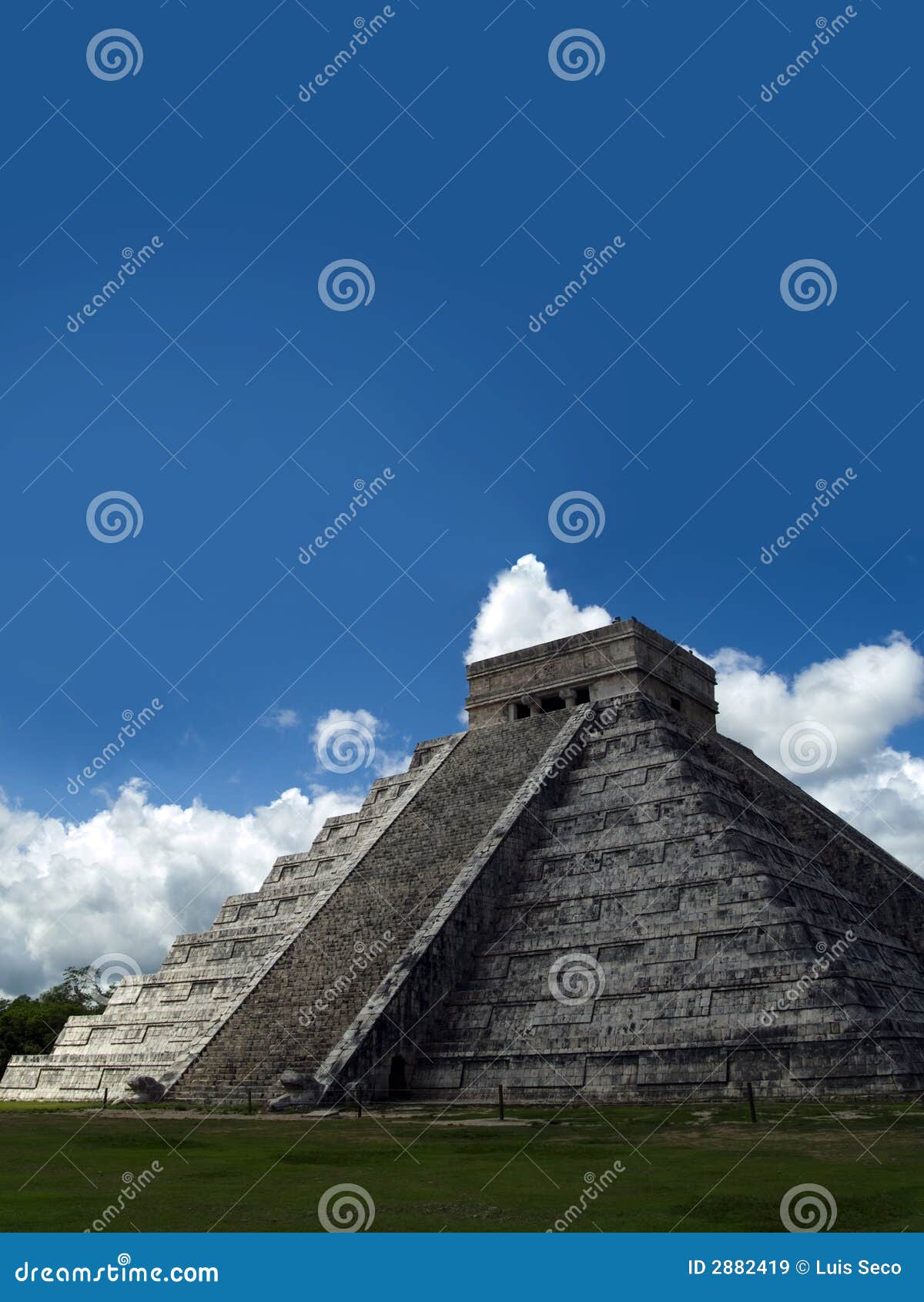 An Ancient Ziggurat Langi - Royal Burial Tomb - Near Lapaha, Megalith ...