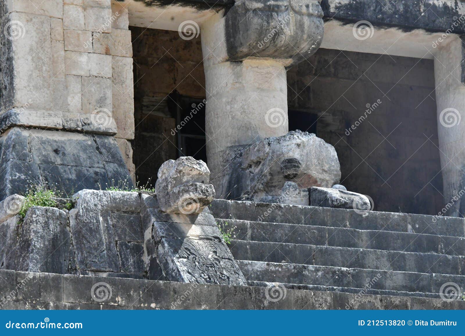 Chichen Itza Archaeological Complex-architectural Details-Yucatan ...