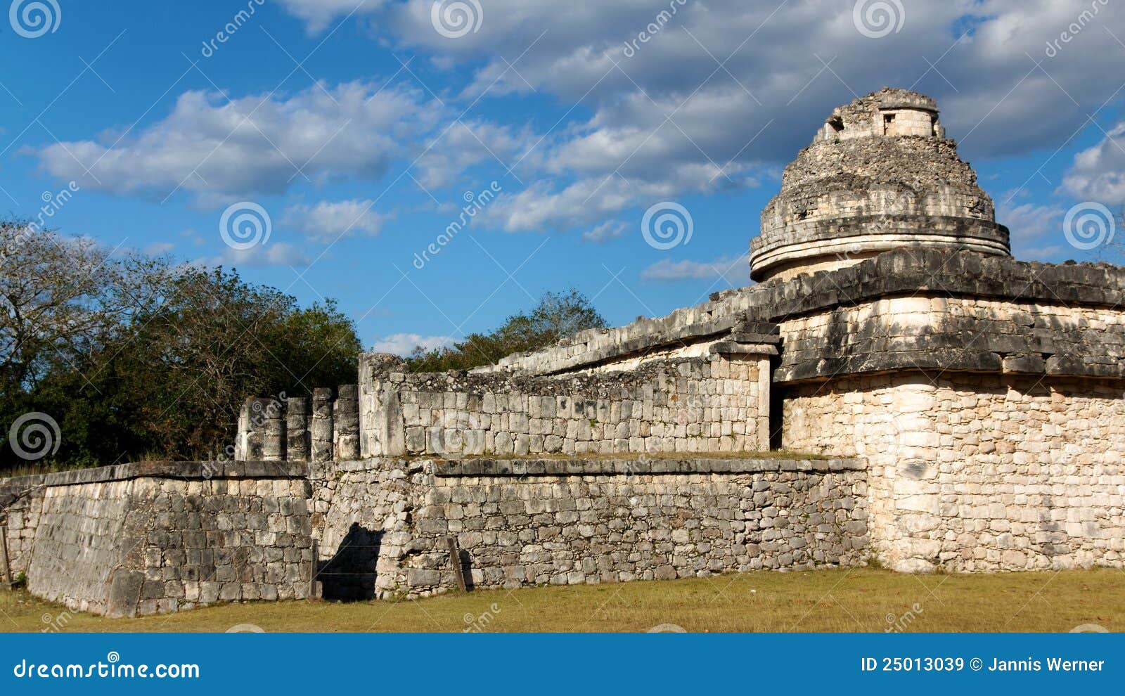 Chichen Itza El Caracol Complex Stock Image - Image of mayan, america ...