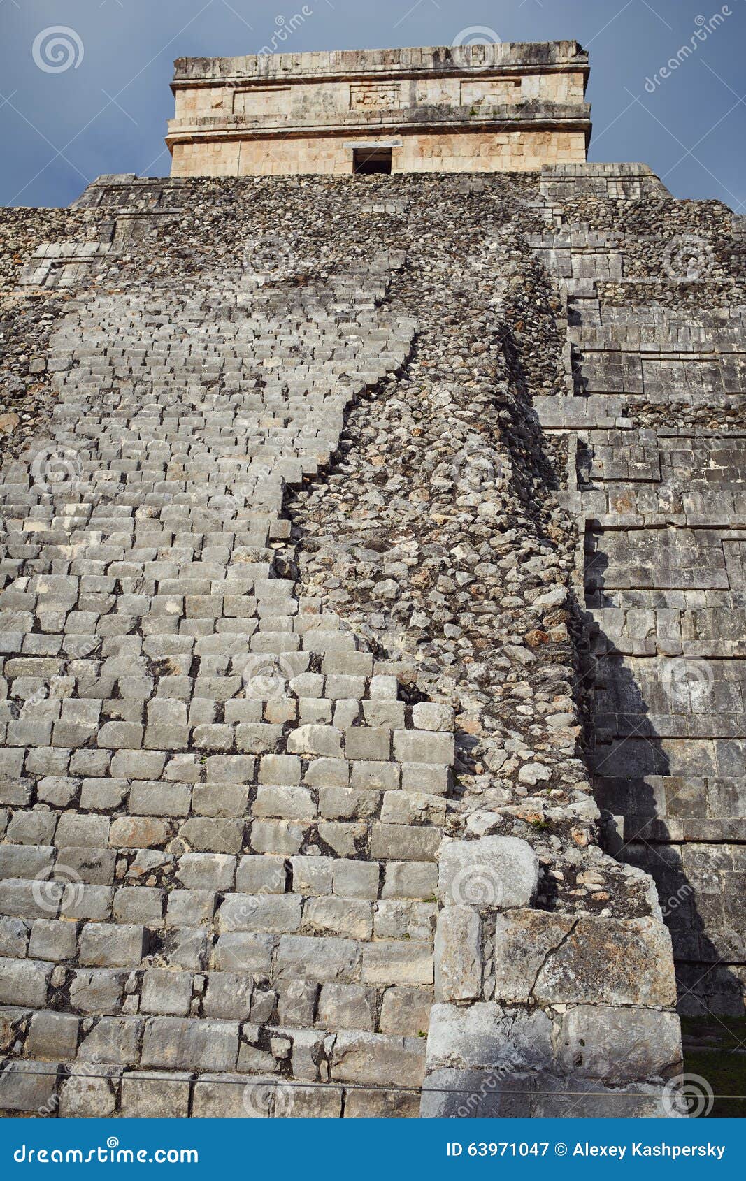 Chichen Itza stock image. Image of chichenitza, chichen - 63971047