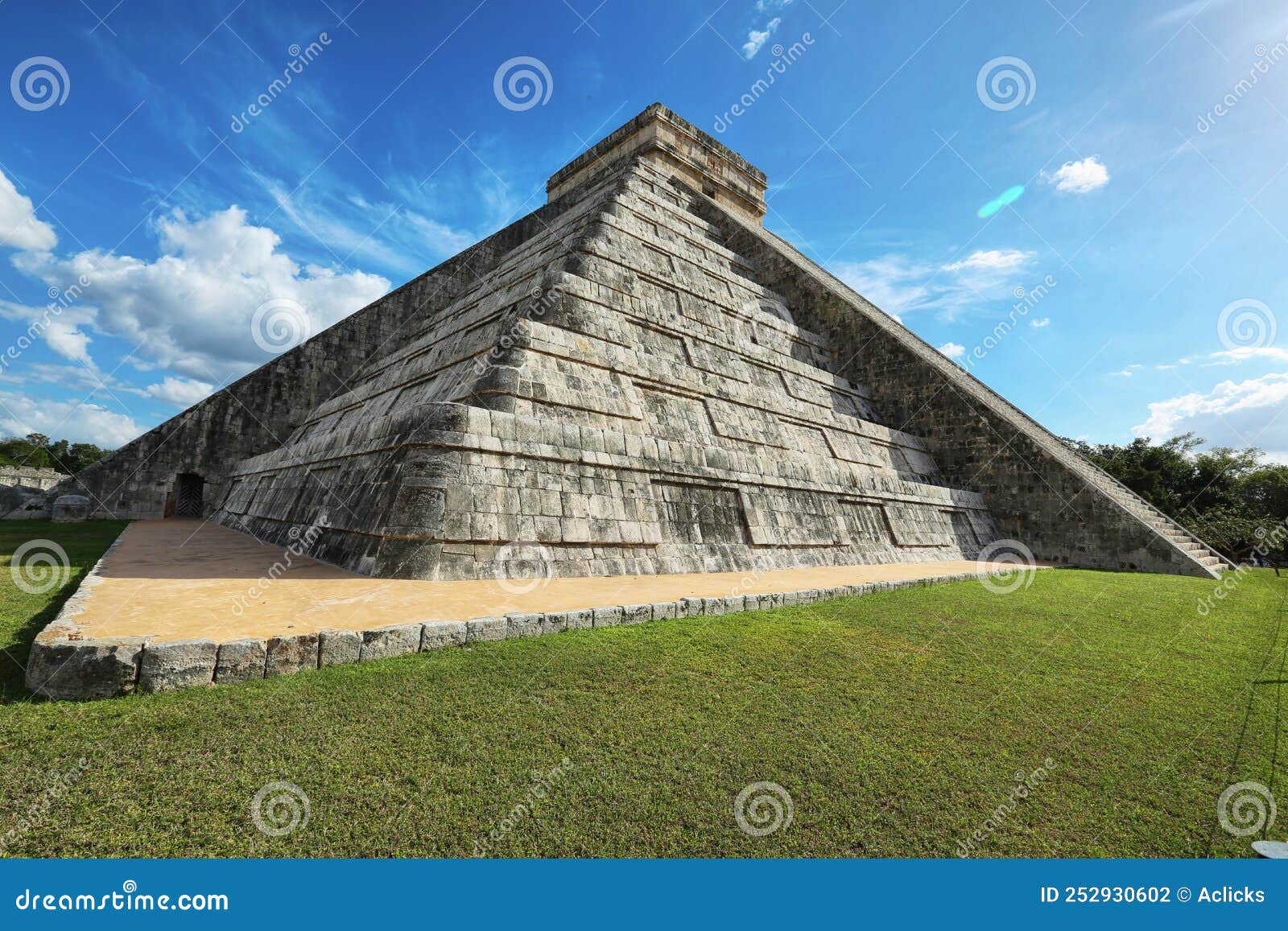 Kukulcan Mayan Pyramid El Castillo With The Sun Rising From Behind ...