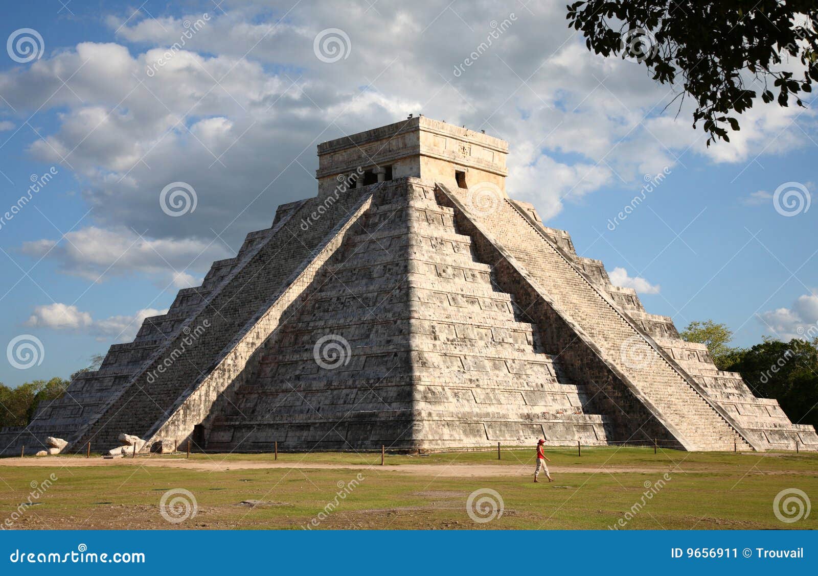 Kukulkan pyramid stock image. Image of preserved, landmark - 9656911