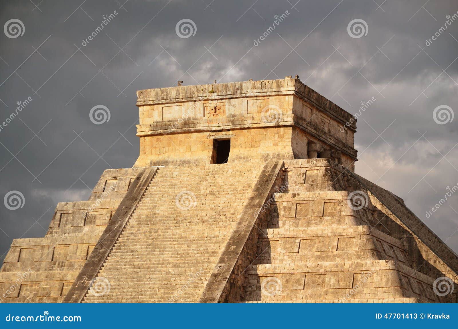 Chichen Itza Mexico stock image. Image of archaeological - 47701413