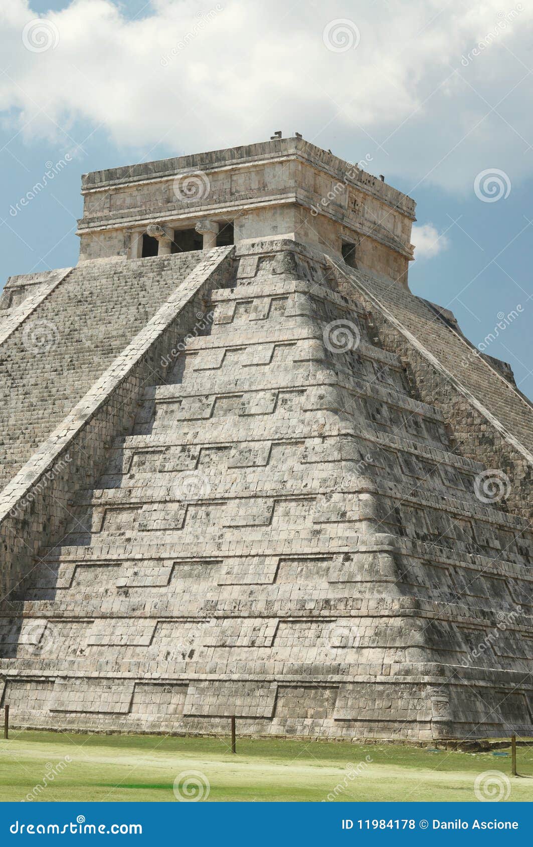 Chichen Itza Pyramid stock photo. Image of riviera, culture - 11984178