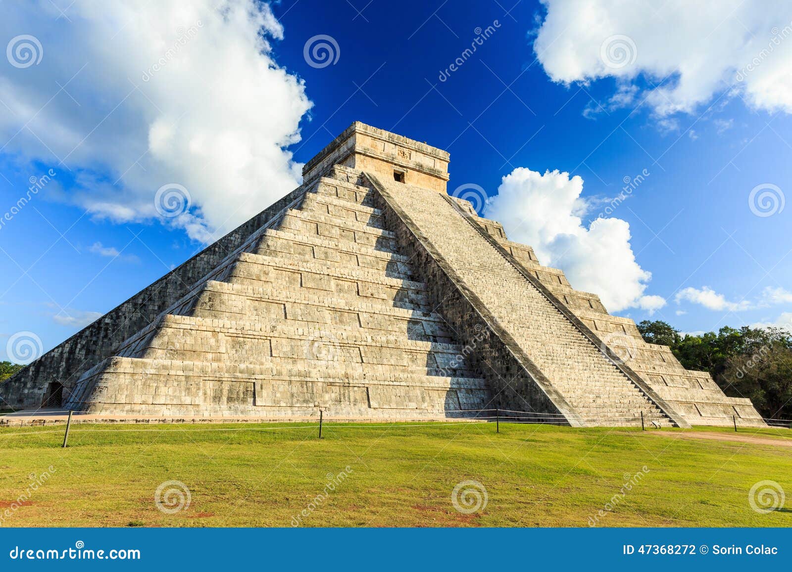 Chichen Itza stock photo. Image of pyramid, religious - 47368272