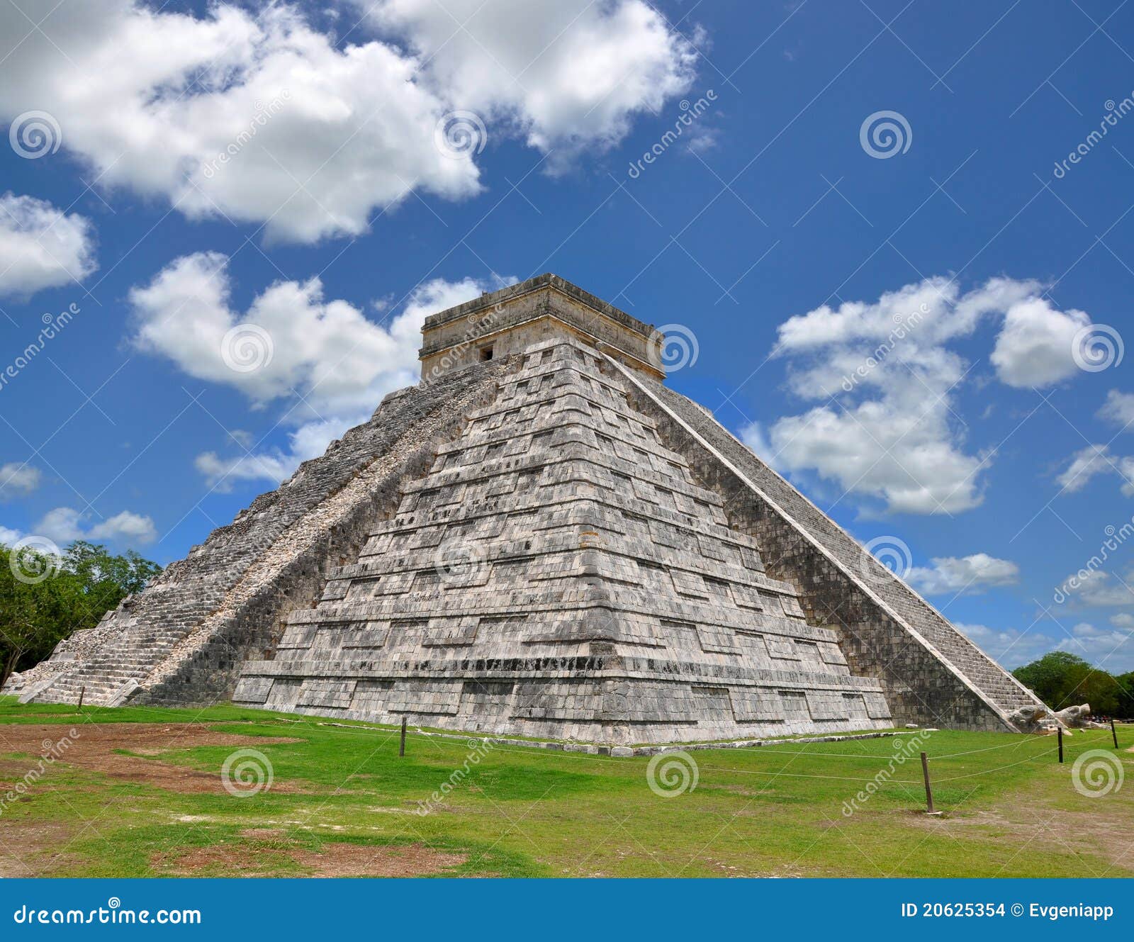 Chichen Itza Pyramid, Wonder of the World, Mexico Stock Photo - Image ...