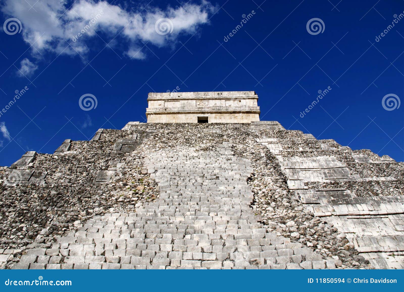 Chichen Itza steps stock photo. Image of architechure - 11850594