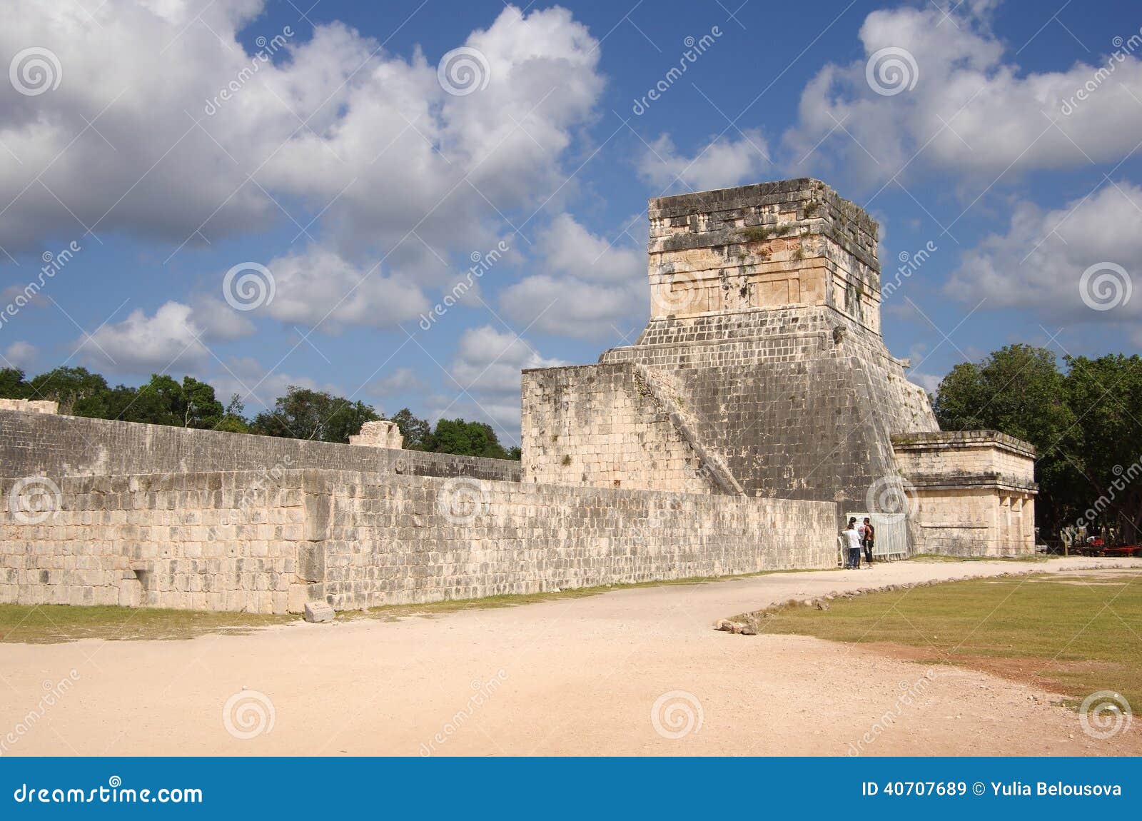 Chichen Itza editorial stock image. Image of chichen - 40707689