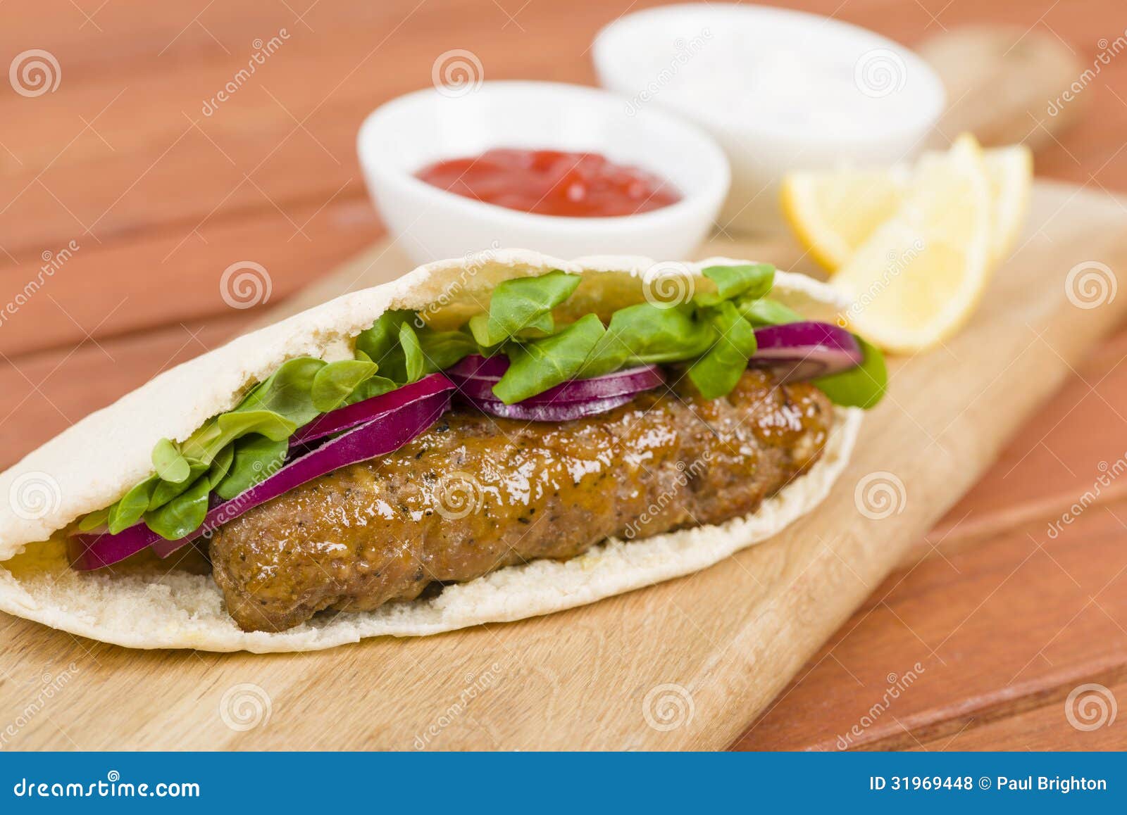 Chiches-kebabs De Seekh En Pita Bread Photo stock - Image du indien ...