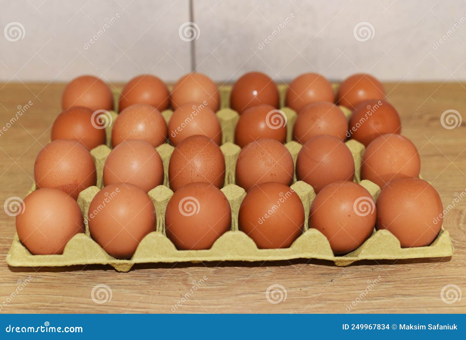 Chicken Egg in Box. Natural Organic Eggs in Cardboard Package on Table ...