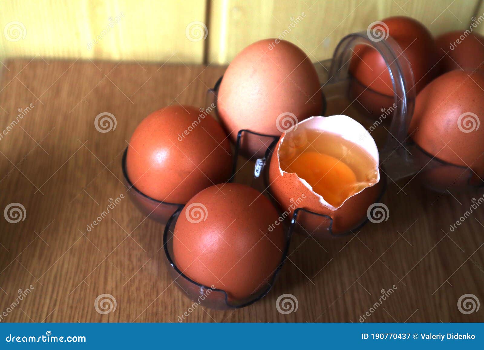 Chicken Eggs in a Container Stock Image - Image of carton, fresh: 190770437