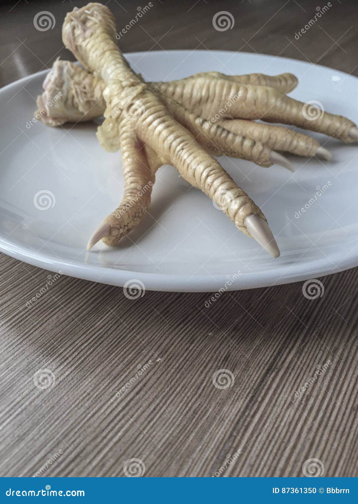 Chicken Feet in Order To Cook Stock Photo - Image of diet, organic ...