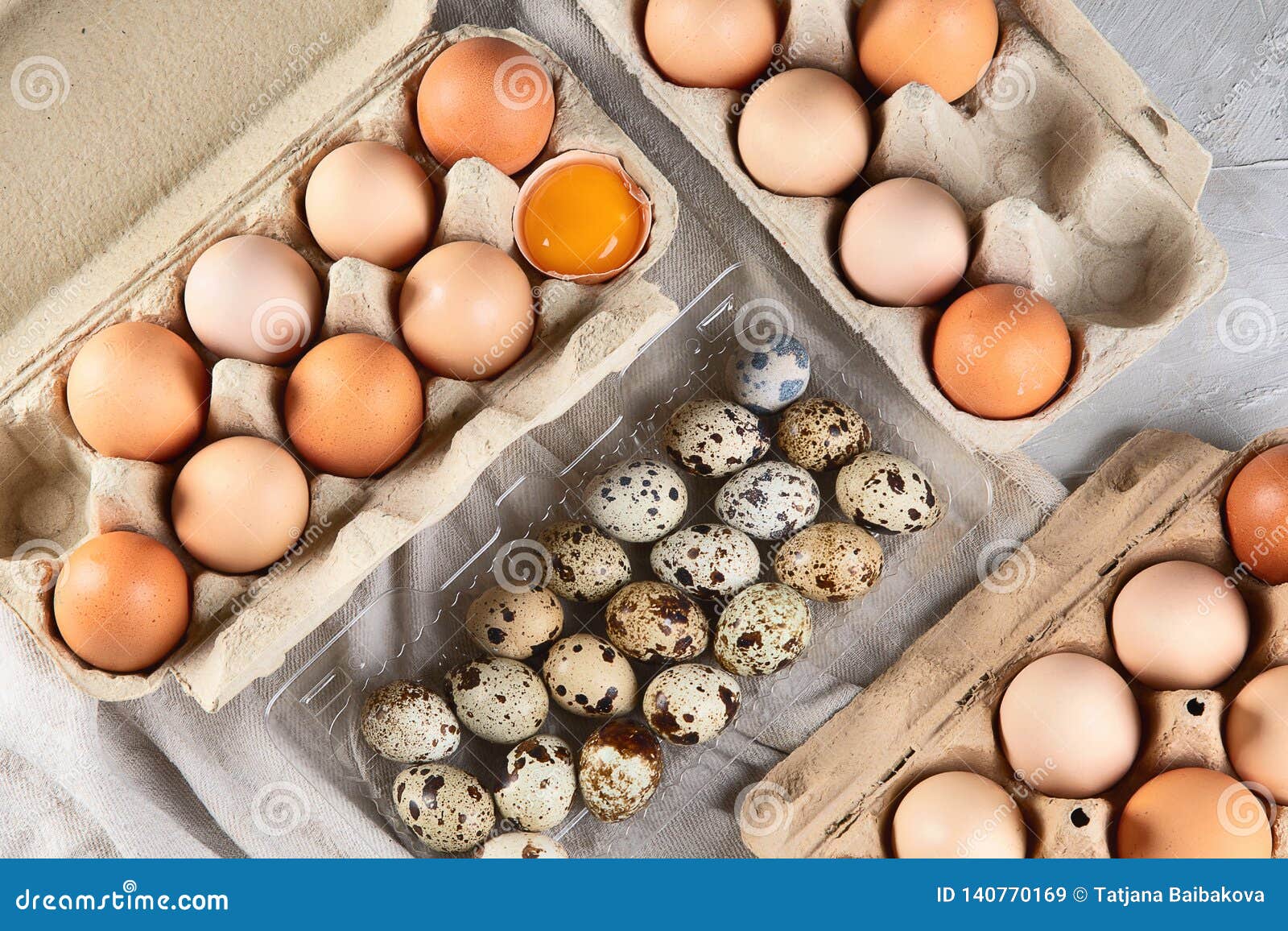 Chicken and Qual Eggs stock image. Image of organic - 140770169