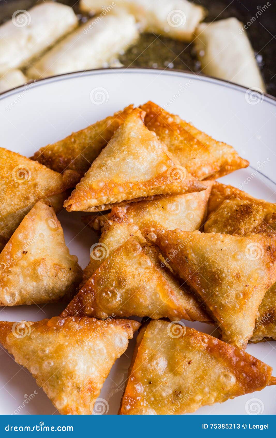 Chicken Samosas Deep Fried. Stock Image - Image of deep, oriental: 75385213