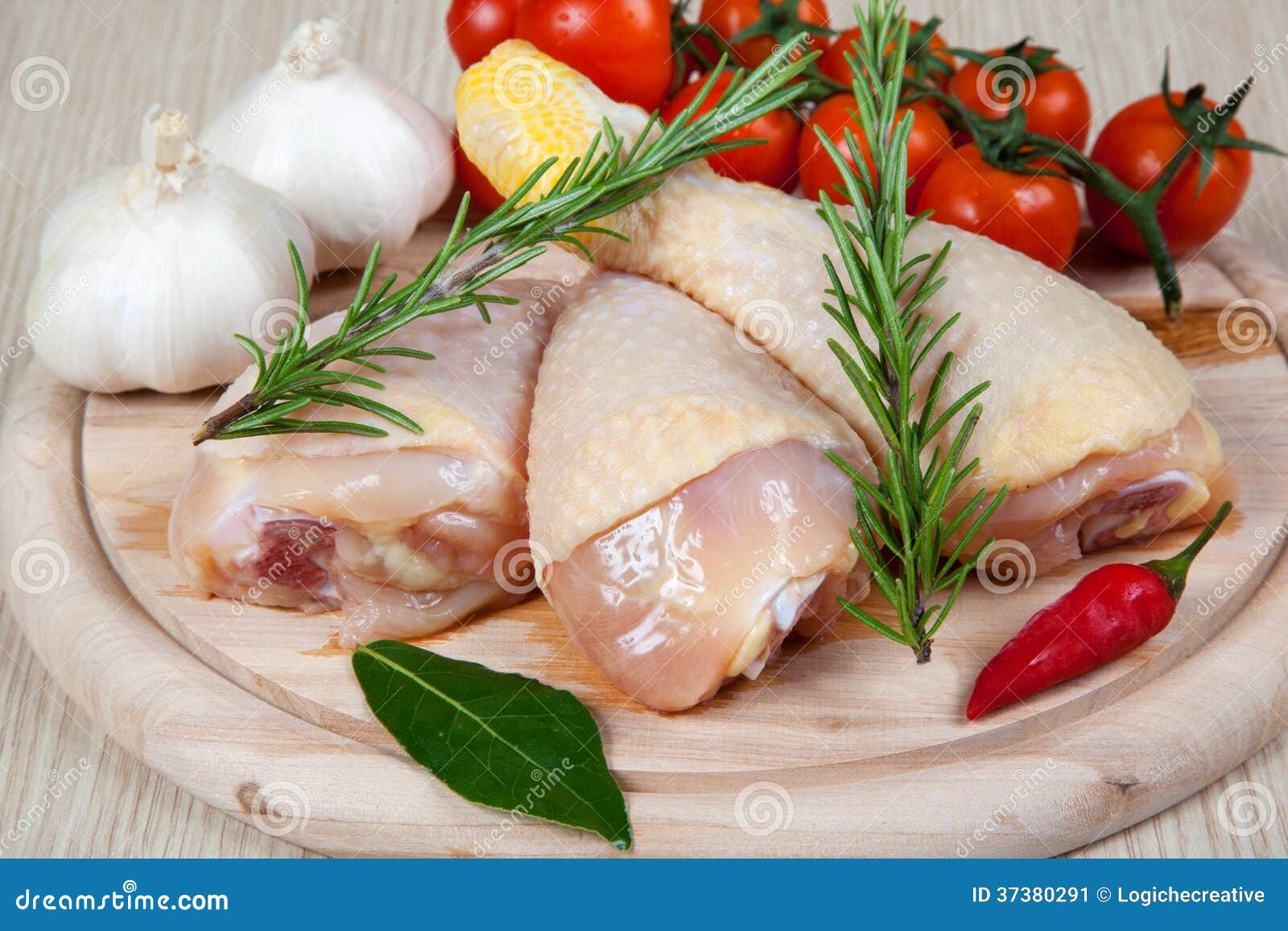 Chicken Thigh -raw - Chicken with Vegetables Stock Image - Image of ...
