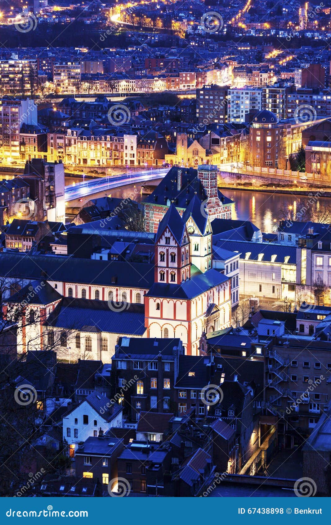 Chiesa Collegiale Di St Bartholomew a Liegi Fotografia Stock - Immagine ...