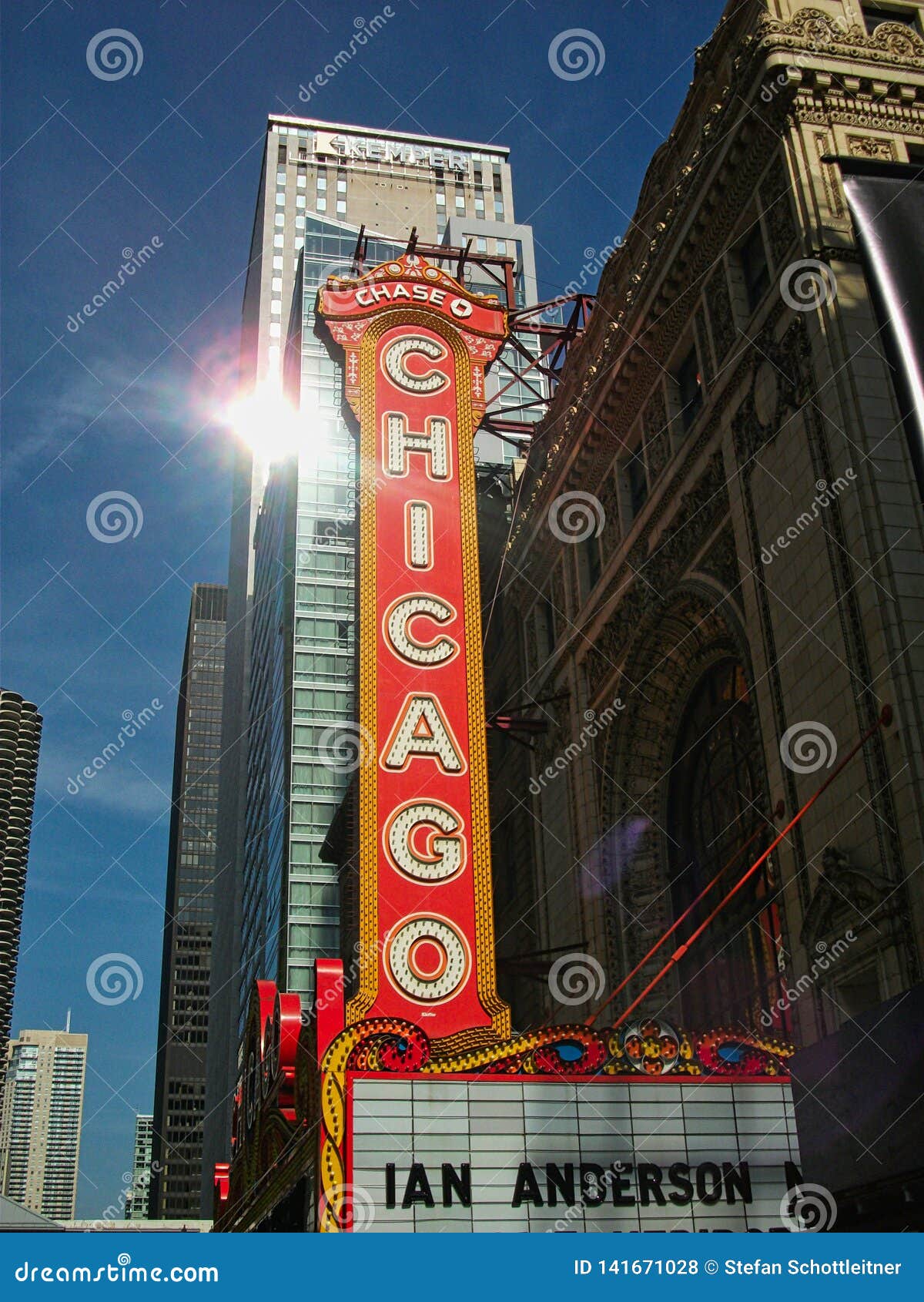 The Chigago Theatre in the City Editorial Stock Photo - Image of ...